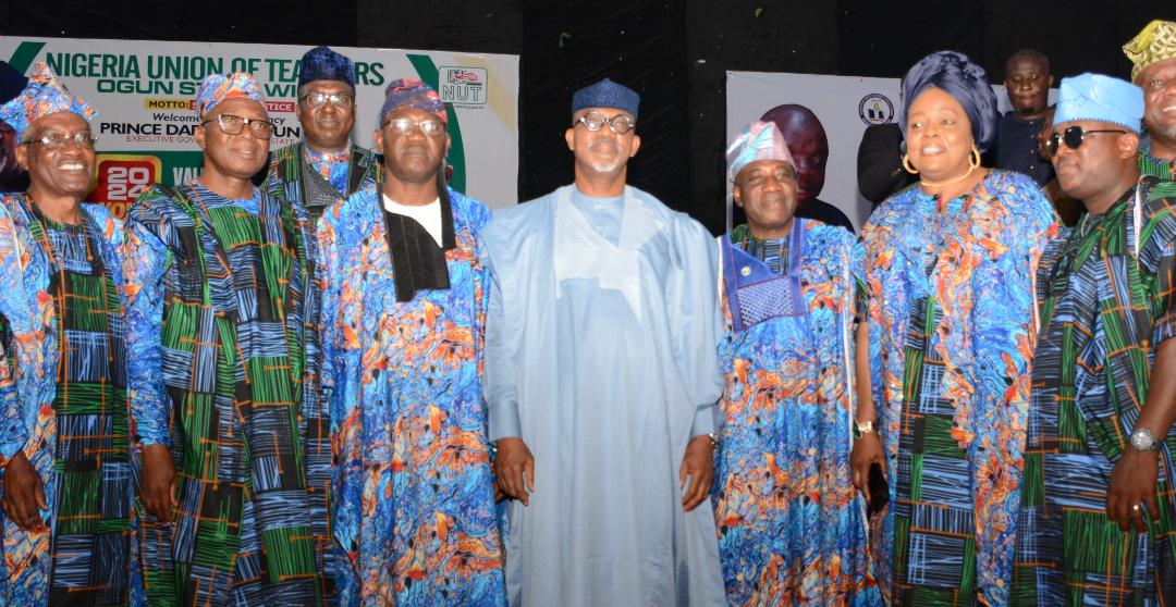 Teachers’ Day: Abiodun promises smart classrooms for Ogun schools – Zap Express